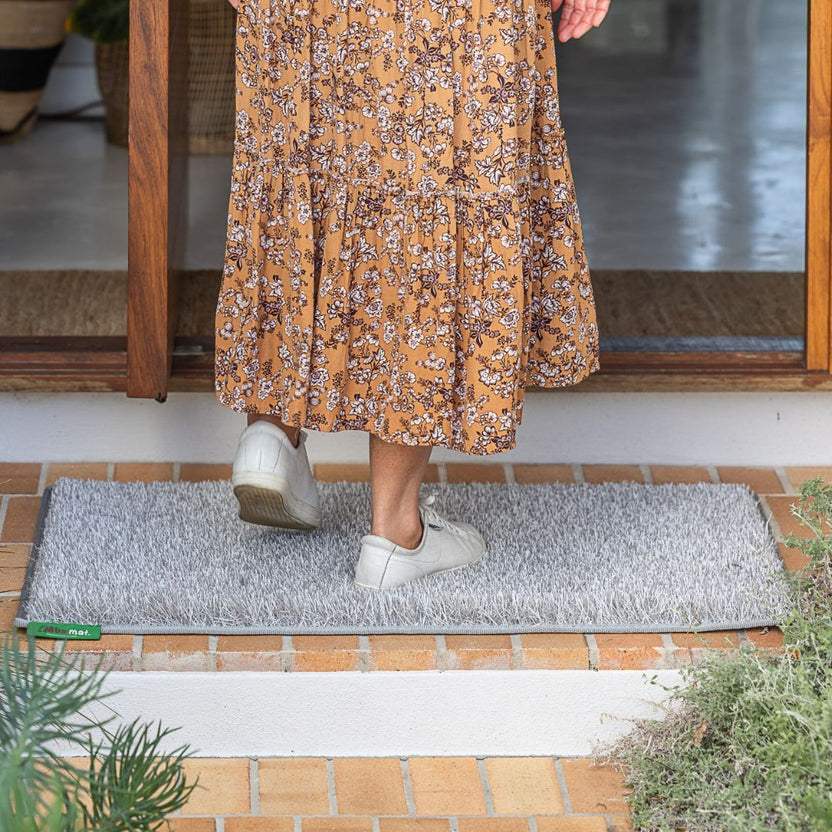 muk mat | Mats to Keep Dirt and Sand Where They Belong